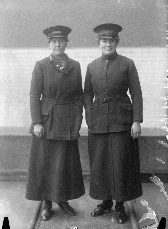 Women train ticket collectors - International Churchill Society